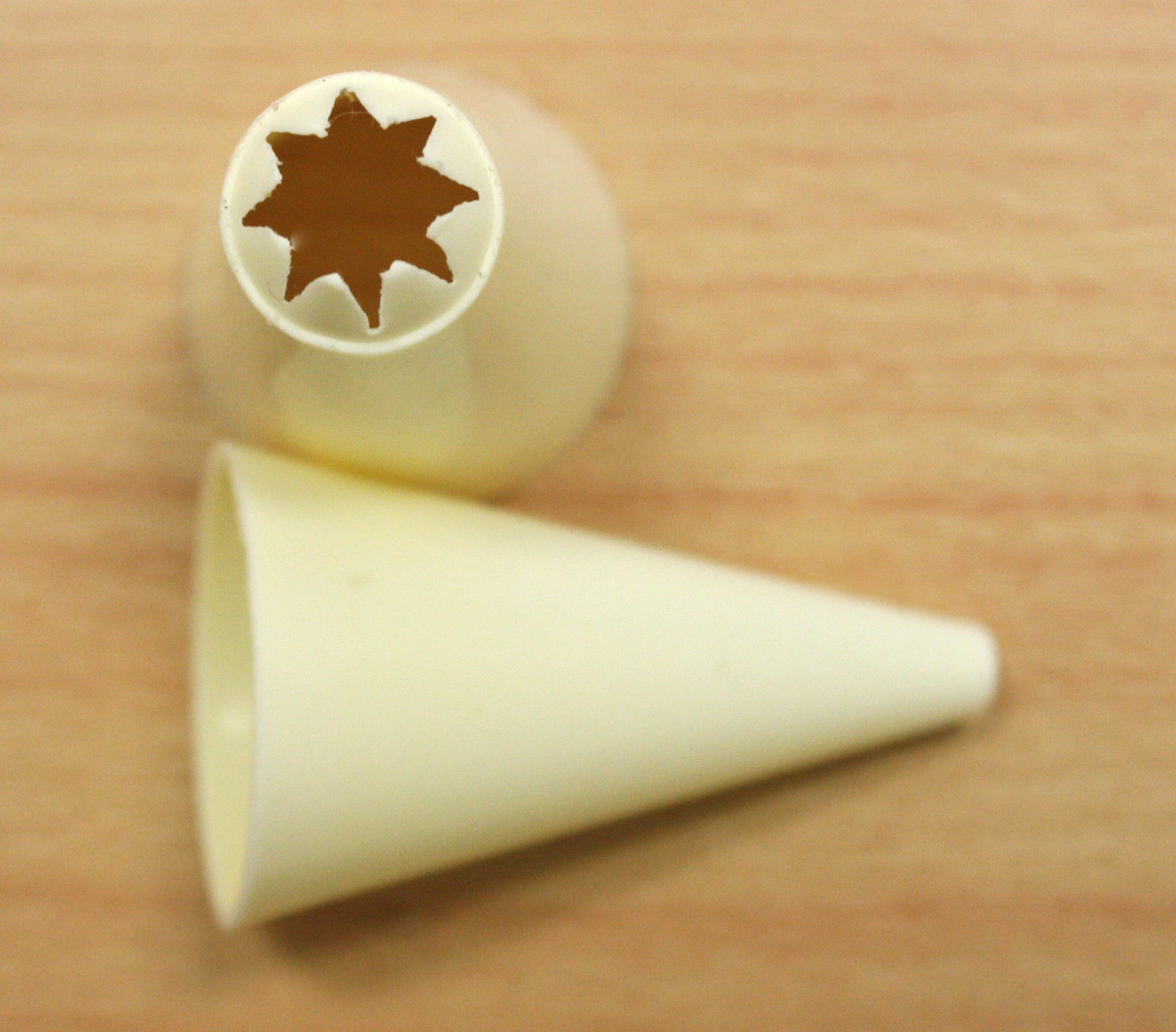 Large Plastic Piping Tips. – Celebration Cakes- Cakes and Decorating ...